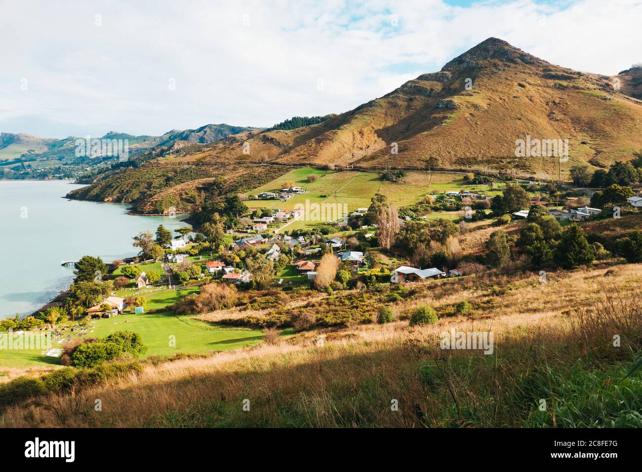 Lush green hills new zealand hi-res stock photography and images - Alamy