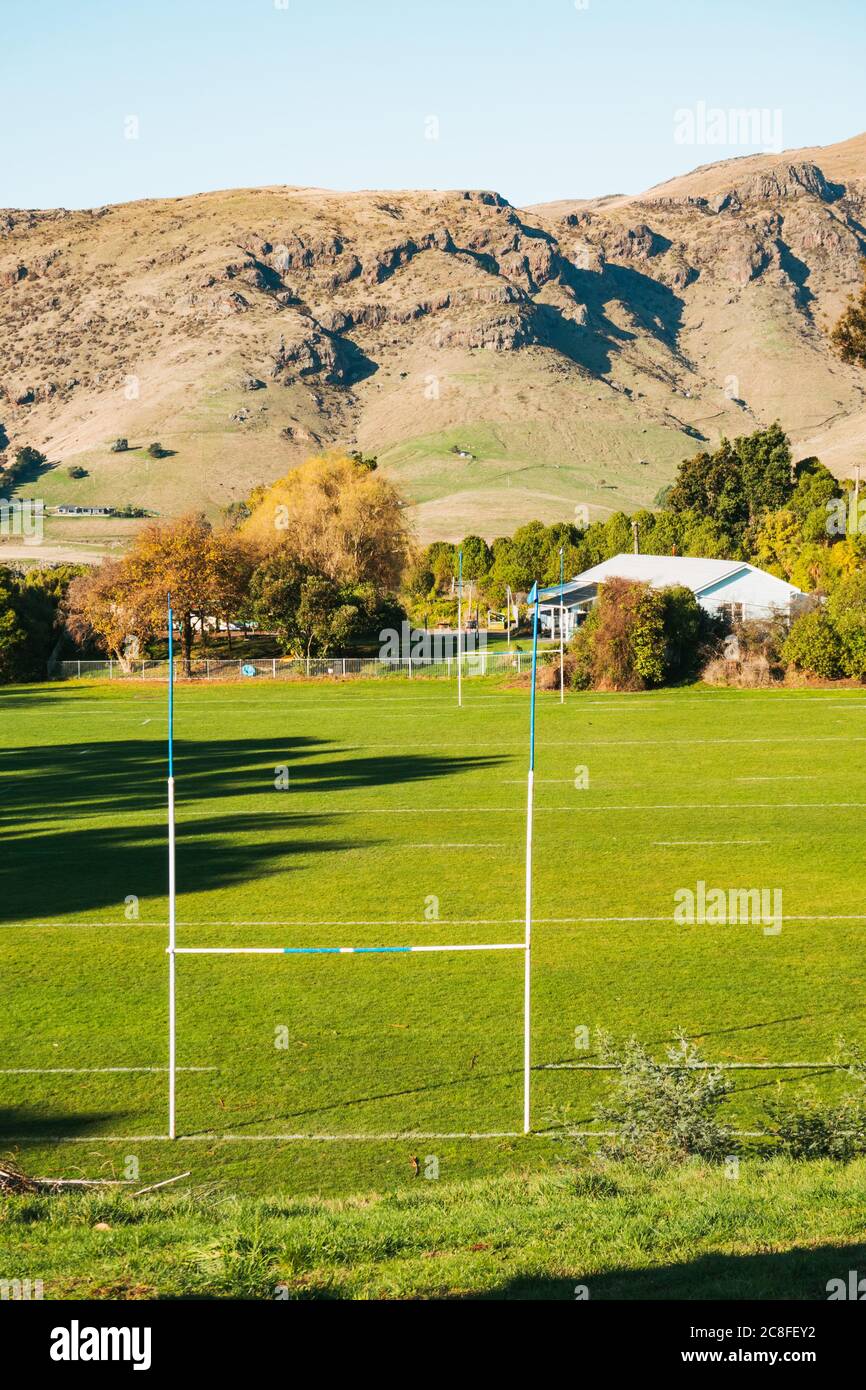 Rugby field hi-res stock photography and images - Alamy