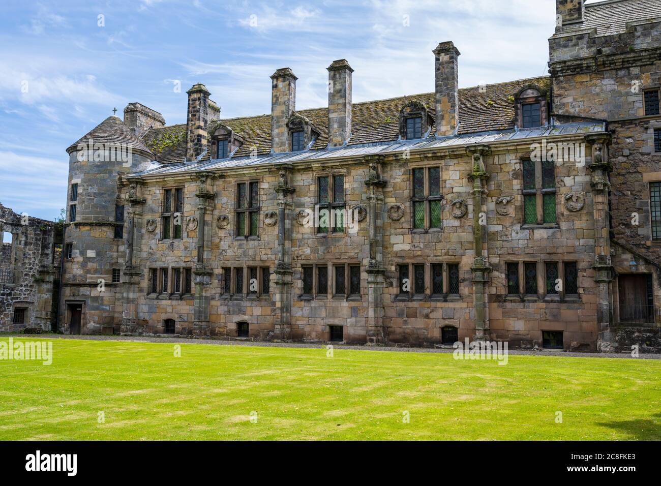 Scotland falkland palace hi-res stock photography and images - Alamy