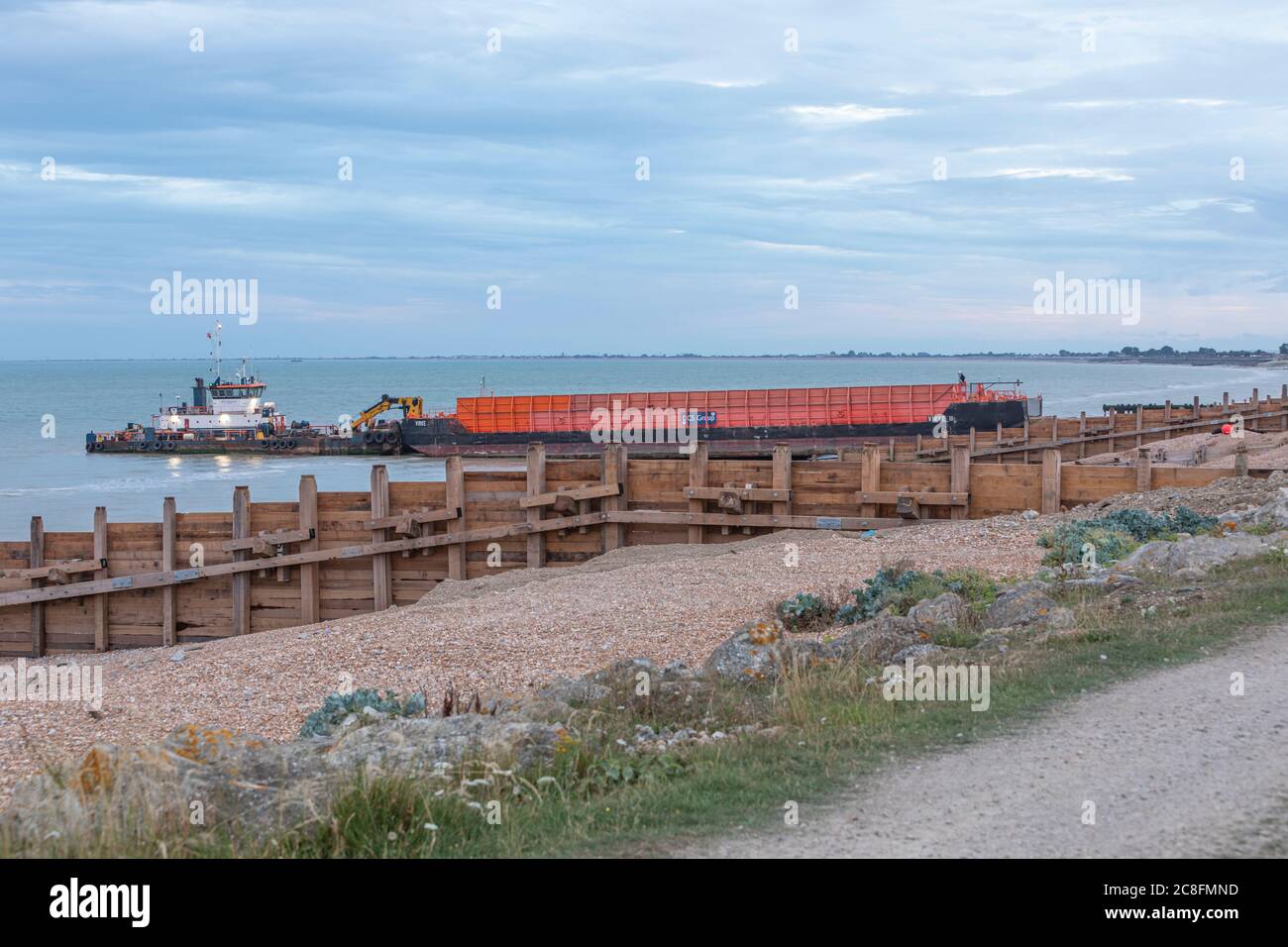 Barge unloading hi-res stock photography and images - Alamy