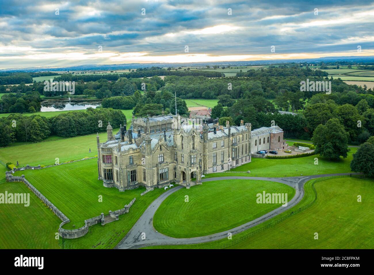Allerton castle hi-res stock photography and images - Alamy