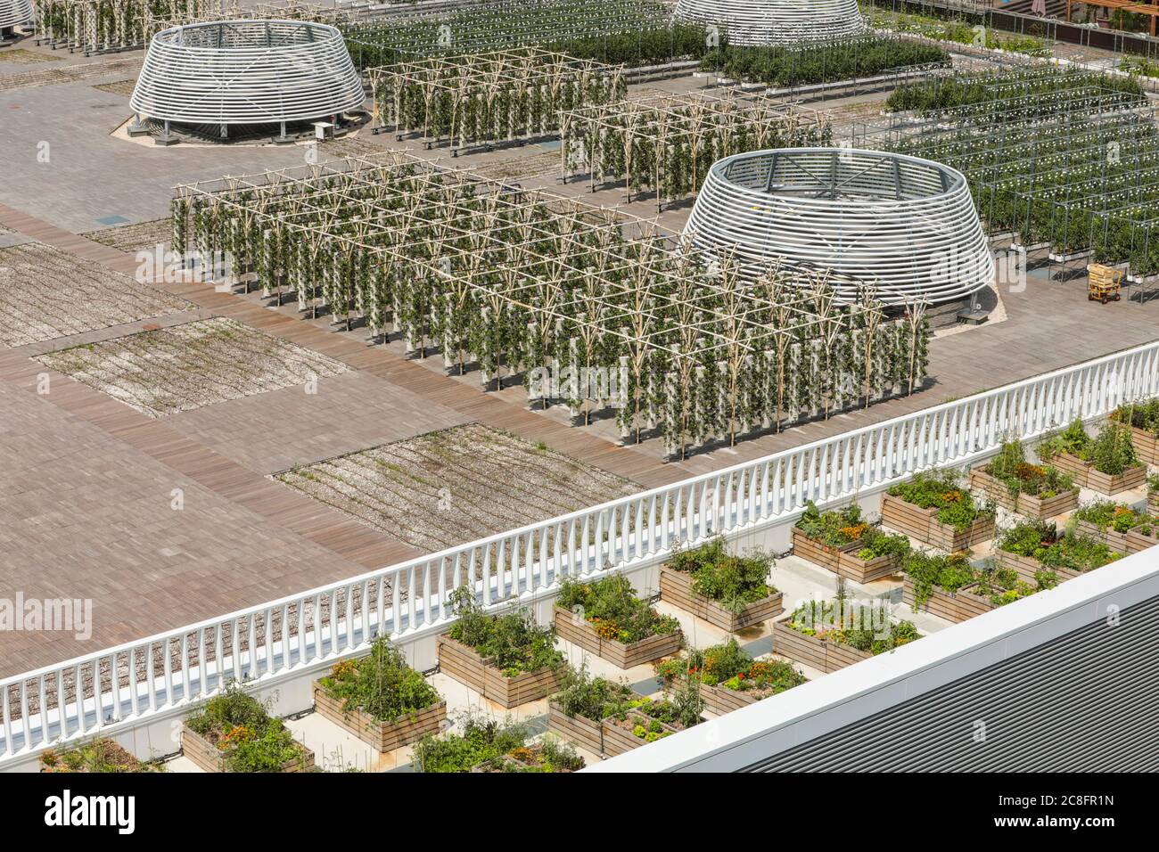 THE WORLD'S LARGEST URBAN FARM IS COMING TO A PARIS ROOFTOP Stock Photo ...