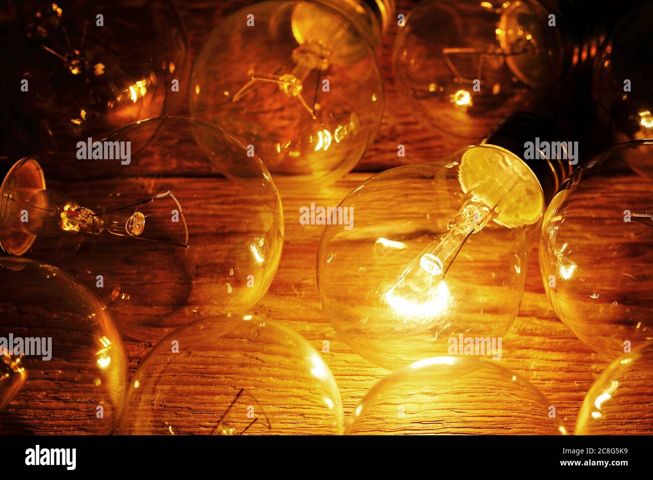 Lightbulb light bulb unlit hi-res stock photography and images - Alamy