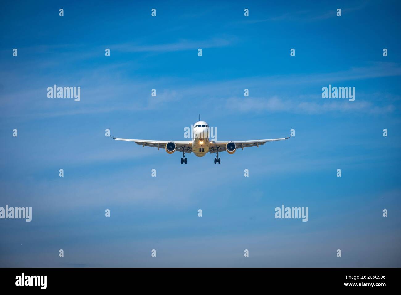 Aircraft before landing at airport Zürich, Switzerland Stock Photo - Alamy