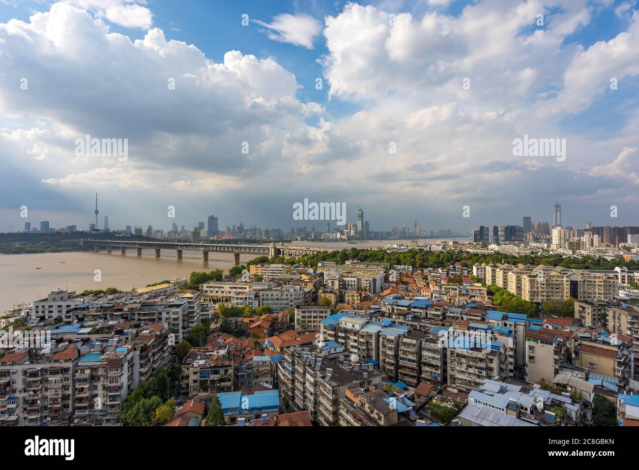 Wuhan city hi-res stock photography and images - Alamy