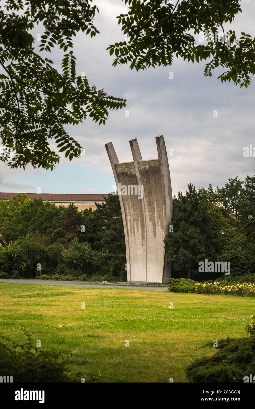 Berlin air bridge hi-res stock photography and images - Alamy