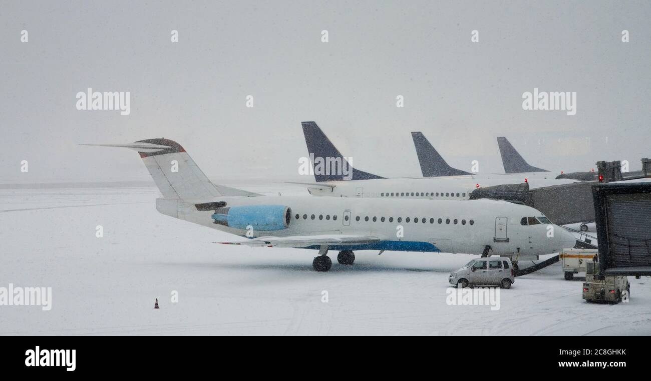 International jetway hi-res stock photography and images - Alamy