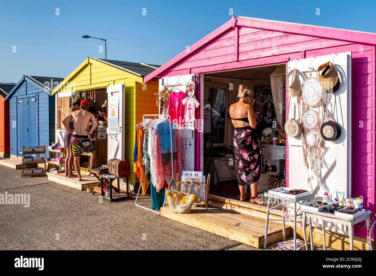 Quirky shops hi-res stock photography and images - Alamy