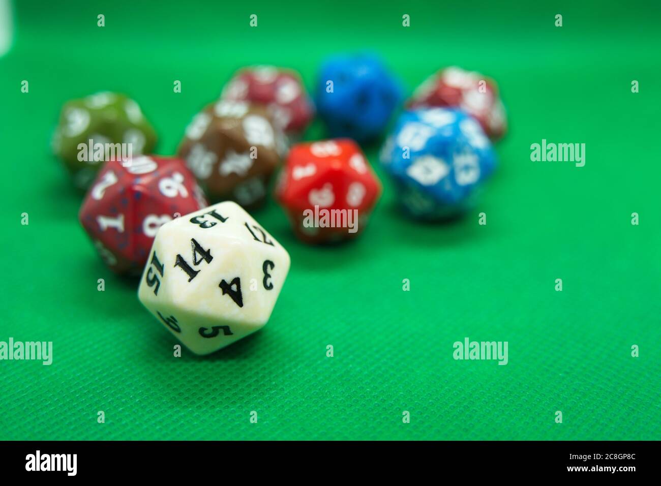 Different colored dice hi-res stock photography and images - Alamy
