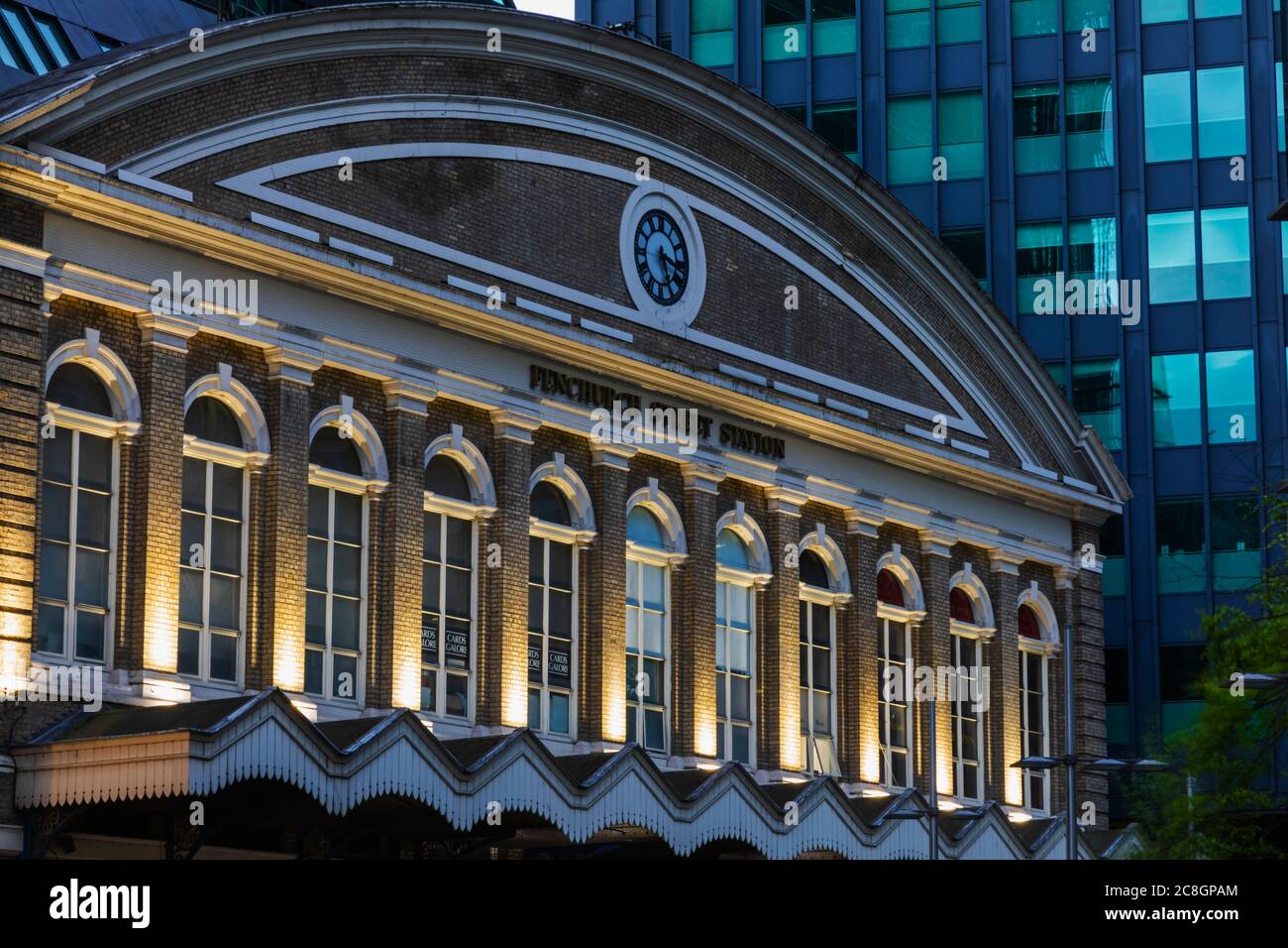 Fenchurch street station night hi-res stock photography and images - Alamy