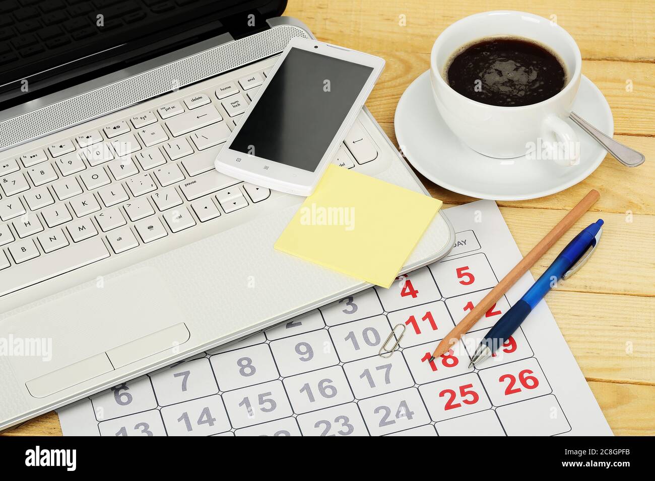 Laptop calendar hi-res stock photography and images - Alamy