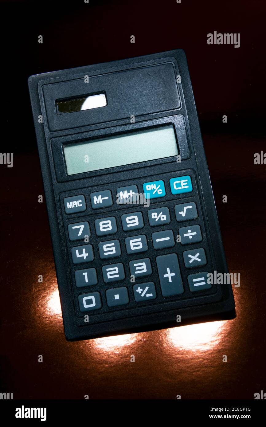 Old pocket calculator, works with solar energy, technology from the 80s ...