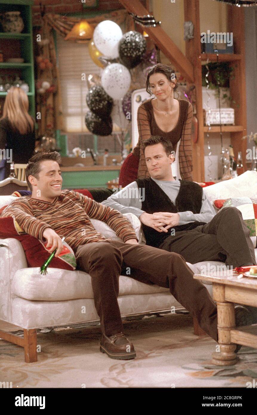 LIBRARY. USA.Jennifer Aniston , Courteney Cox and Matt LeBlanc in the ...