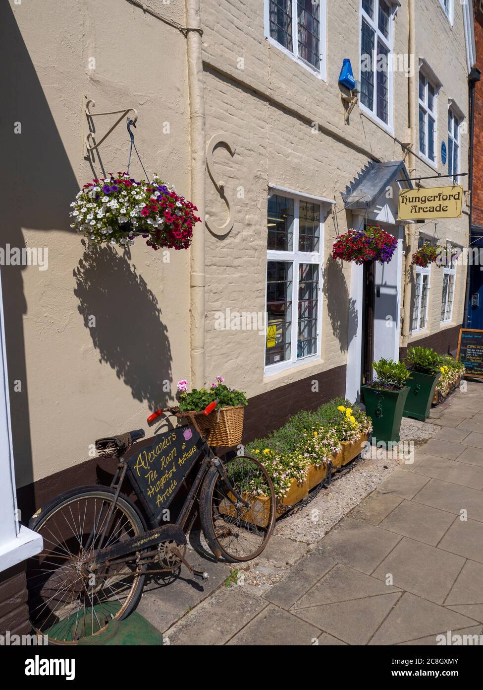 Hungerford Arcade Antiques & Collectables, Hungerford, Berkshire ...