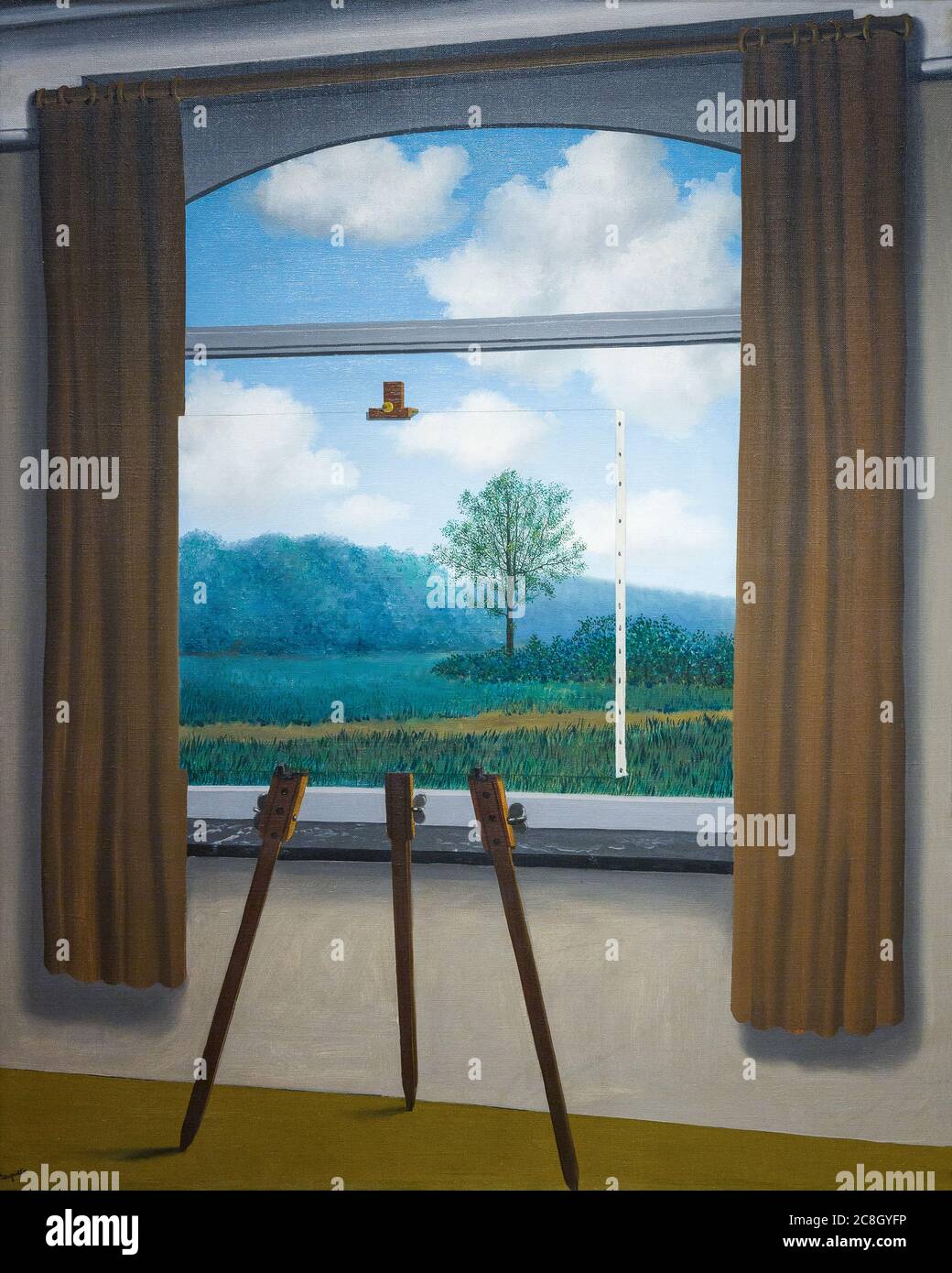 Surrealist painter rene magritte hi-res stock photography and images ...