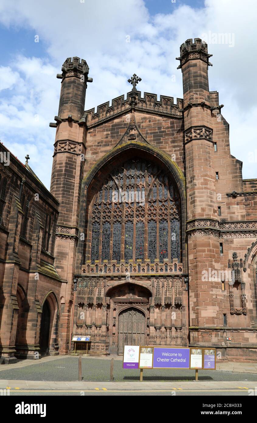 Chester cathedral door hi-res stock photography and images - Alamy