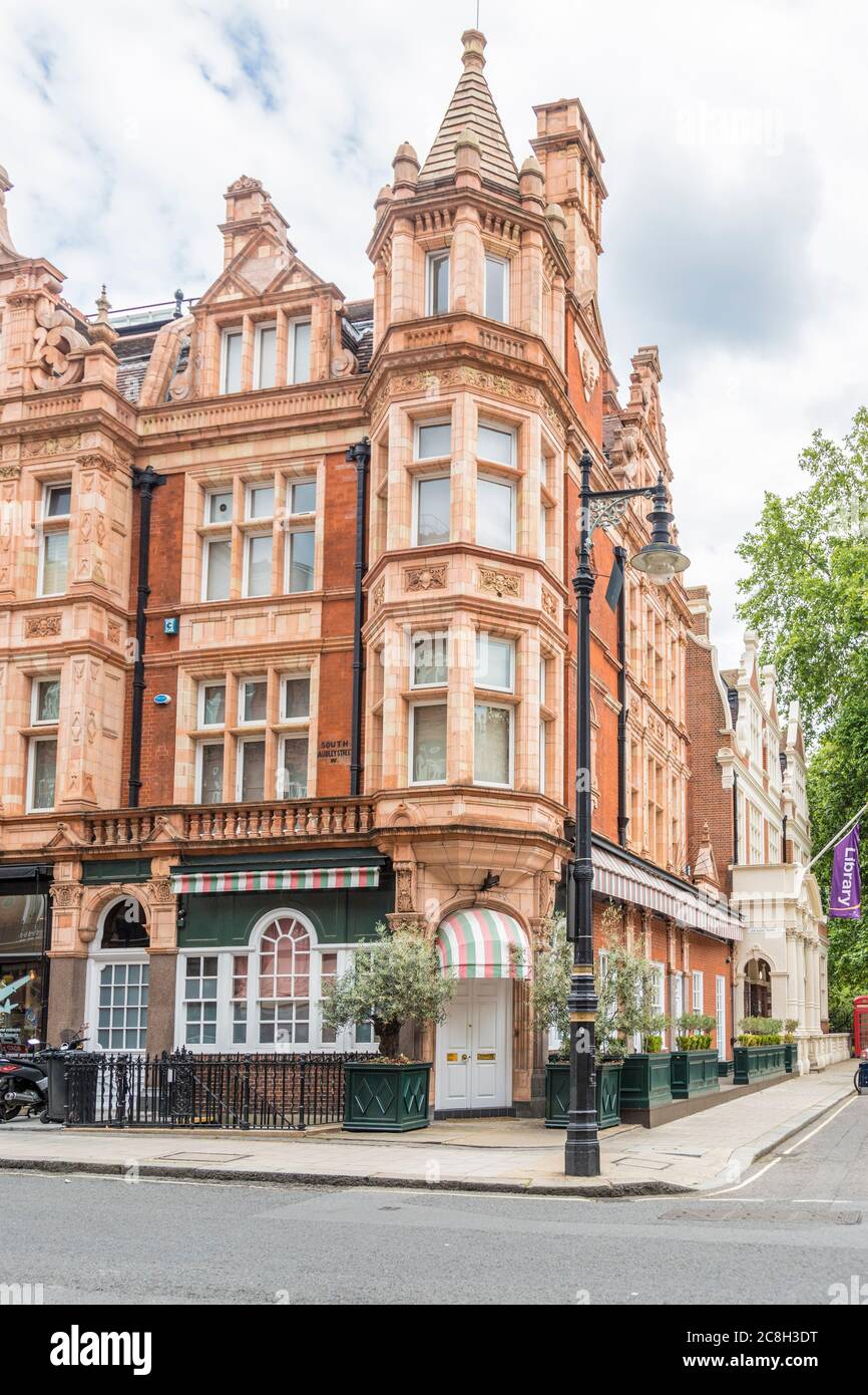 A typical view in Mayfair Stock Photo - Alamy