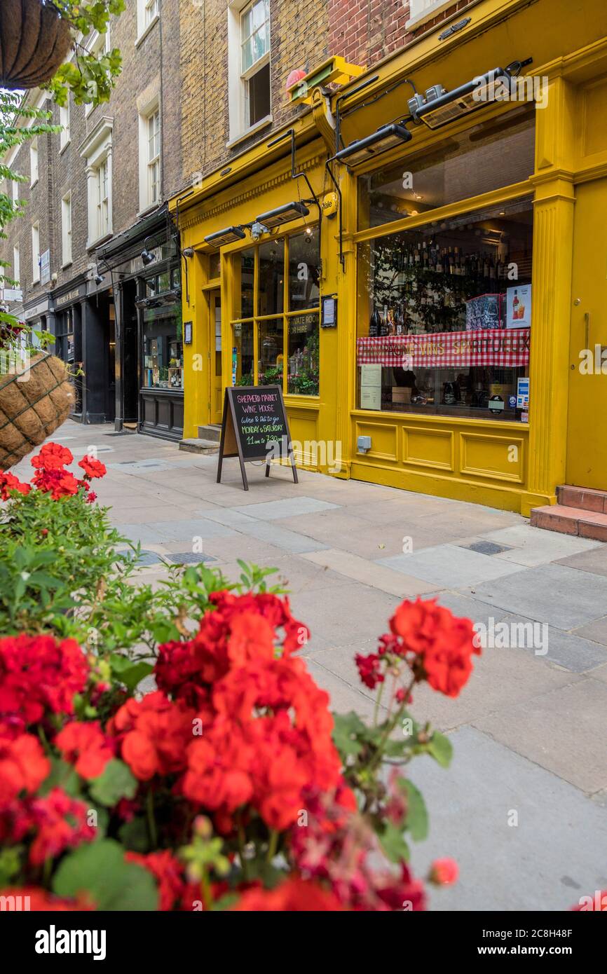 England london mayfair shepherd market hi-res stock photography and ...
