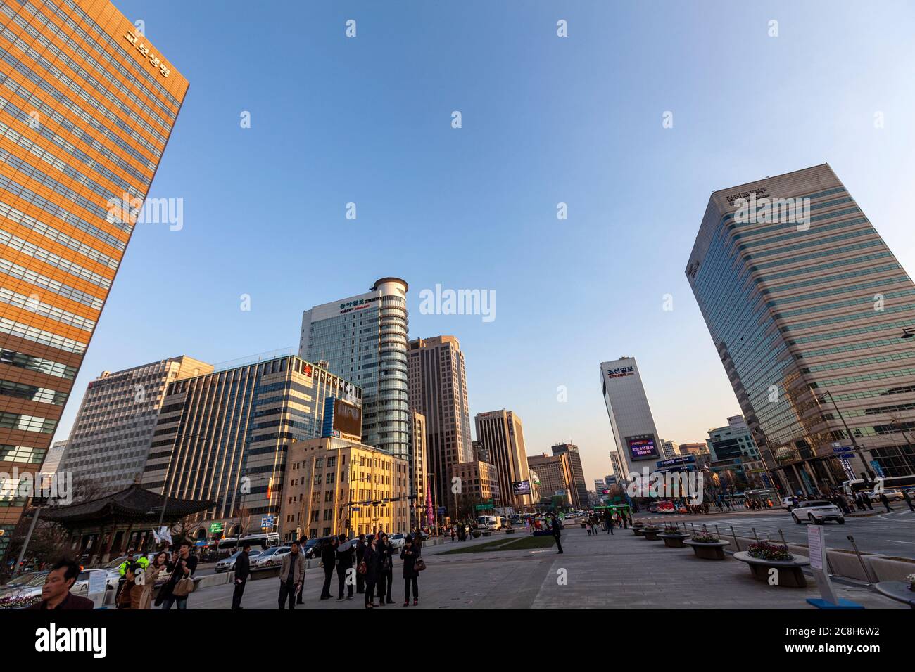 Avenue view from statue of Admiral Yi Sun Shin, Sejong-daero, Sejongno ...