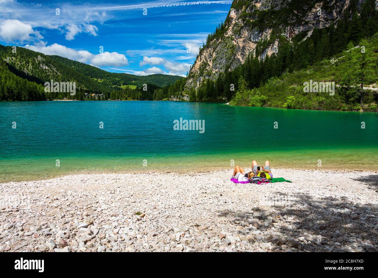 Sunbathe family hi-res stock photography and images - Alamy