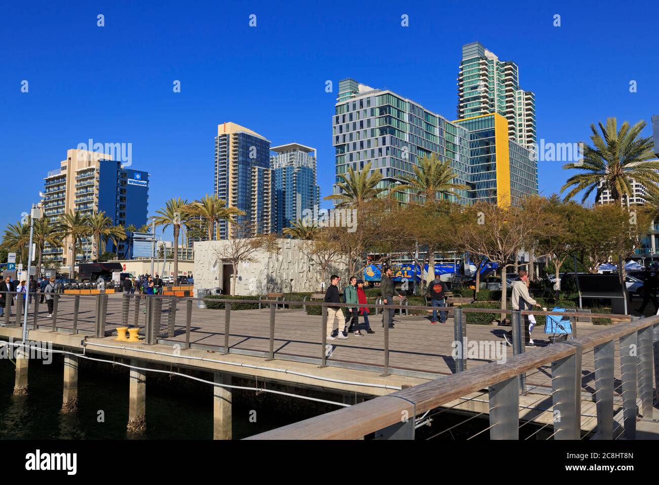 Harbor drive hi-res stock photography and images - Alamy