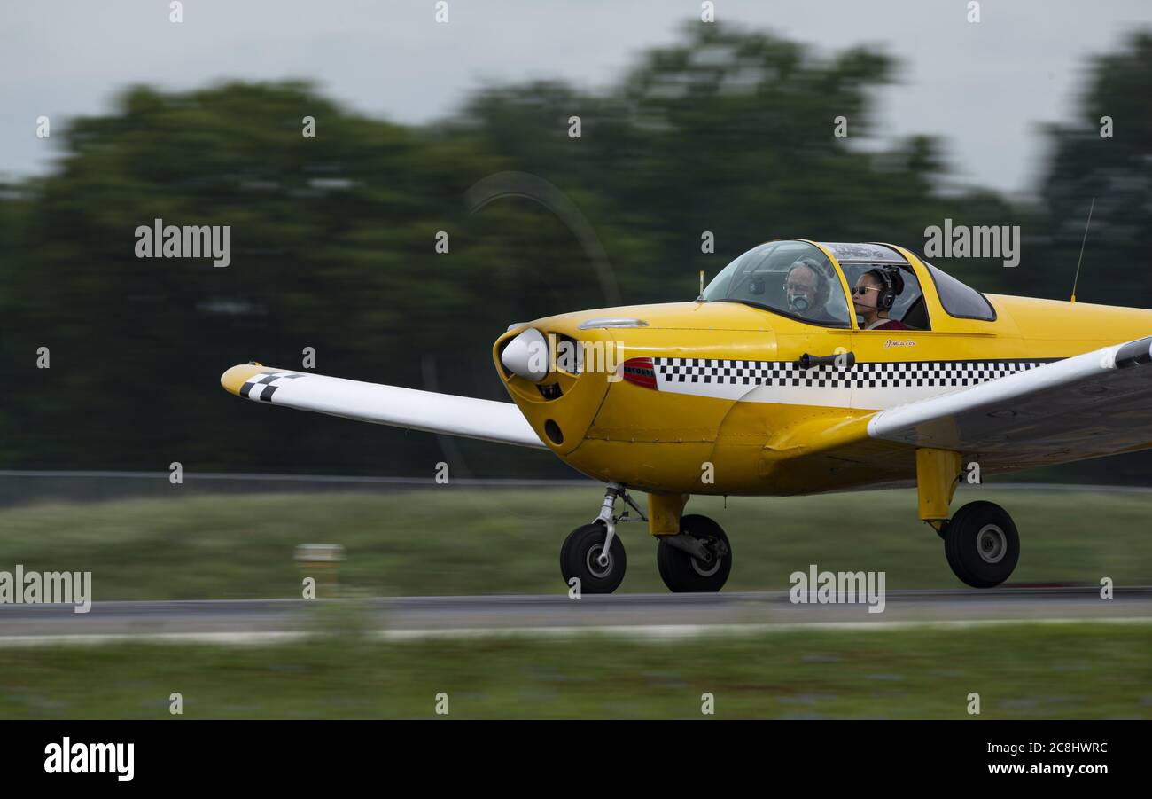 Frederick, United States. 24th July, 2020. Pilot Jessica Cox, who uses ...