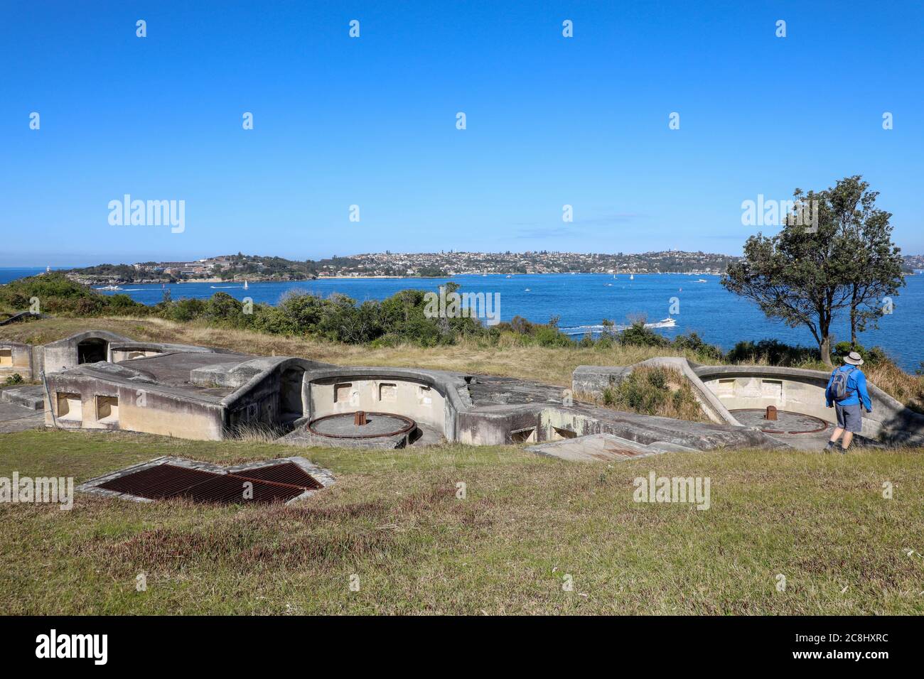 Military road bondi hi-res stock photography and images - Alamy