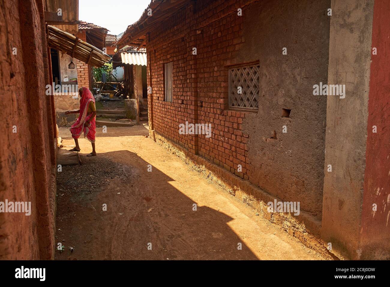 Traditional dress maharashtra hi-res stock photography and images - Alamy