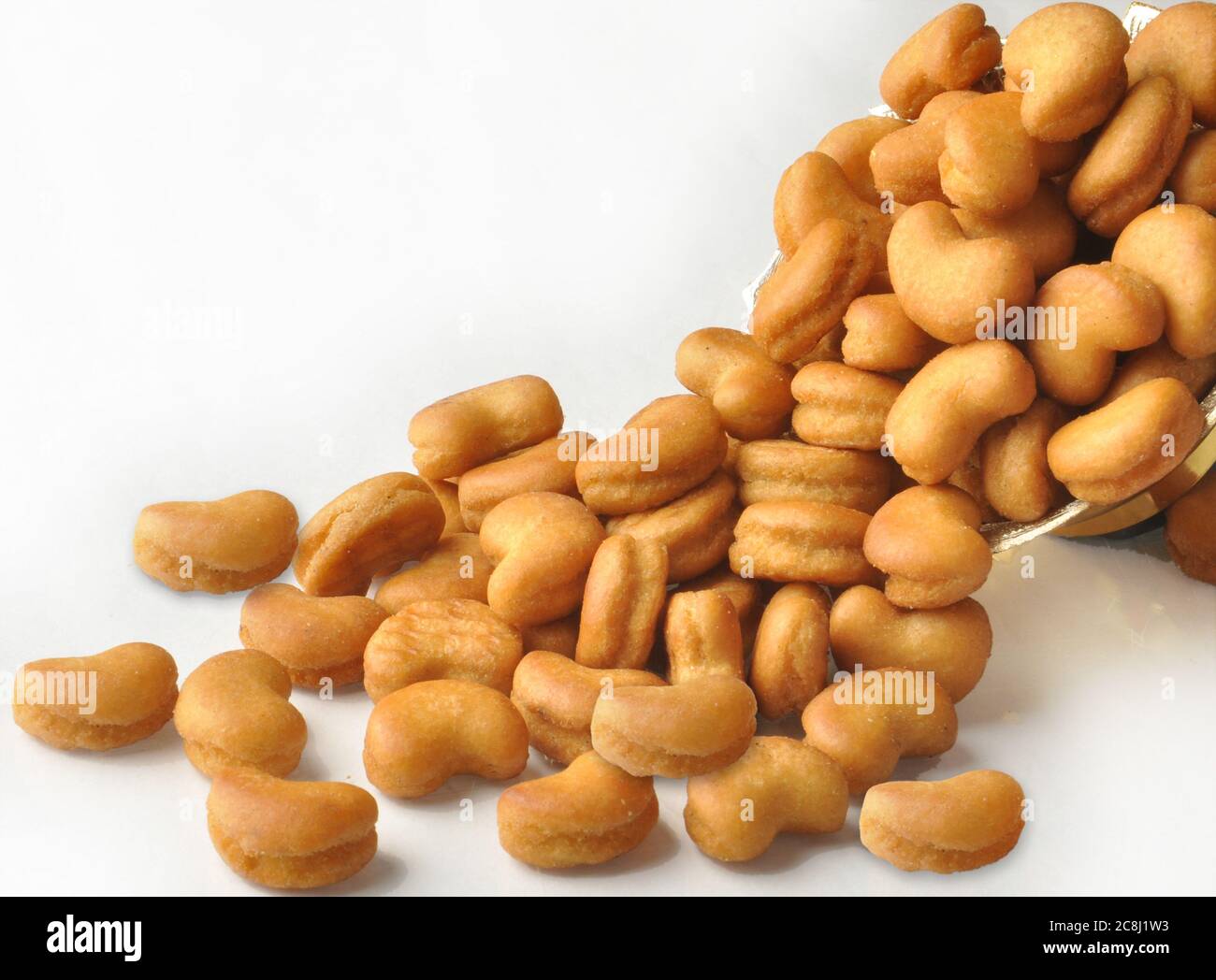 fried binki, cashew shape, Kaju Cookies, Namkeen Biscuits, Cookies ...