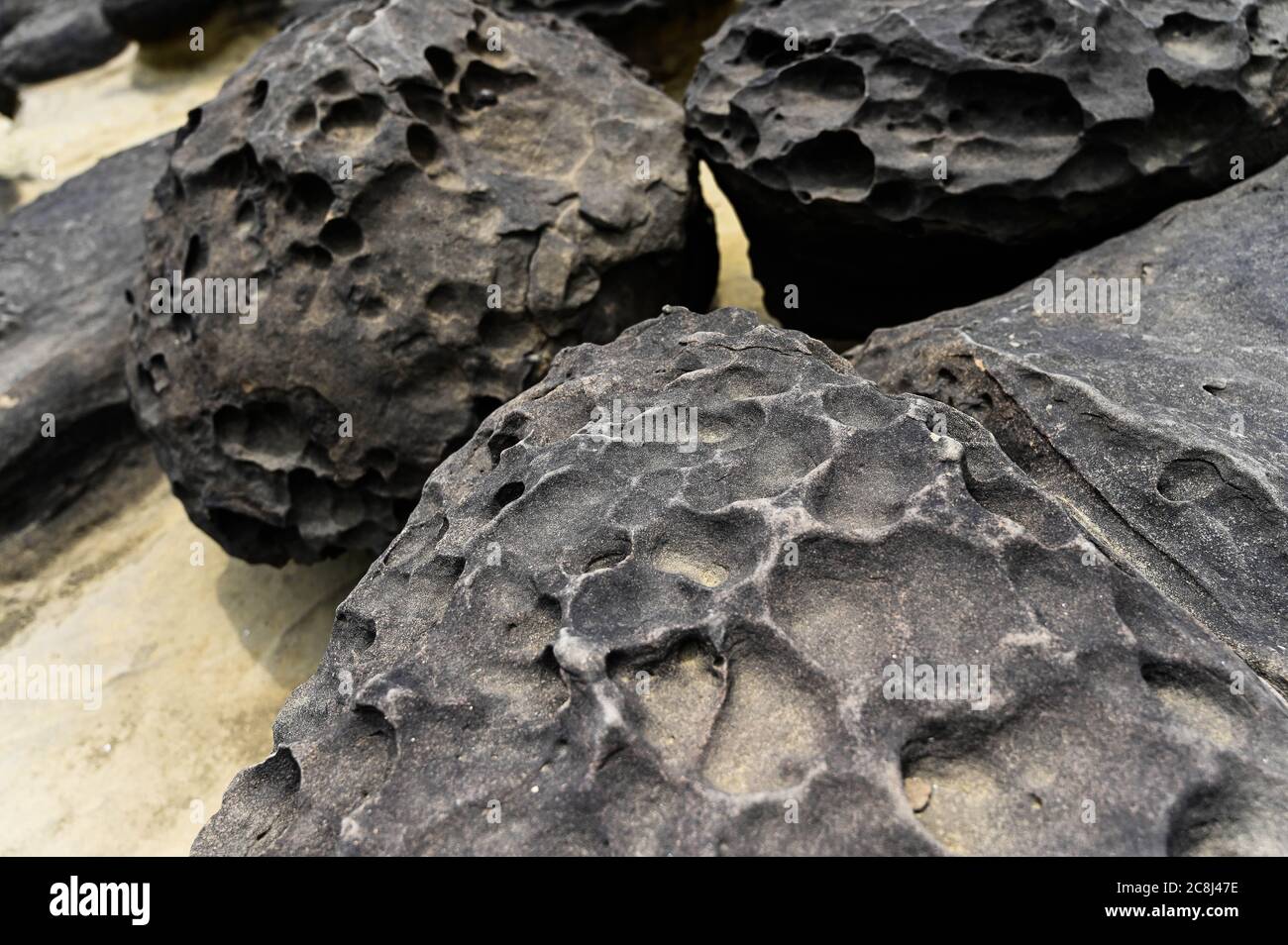 Mushroom rock by the sea Stock Photo - Alamy