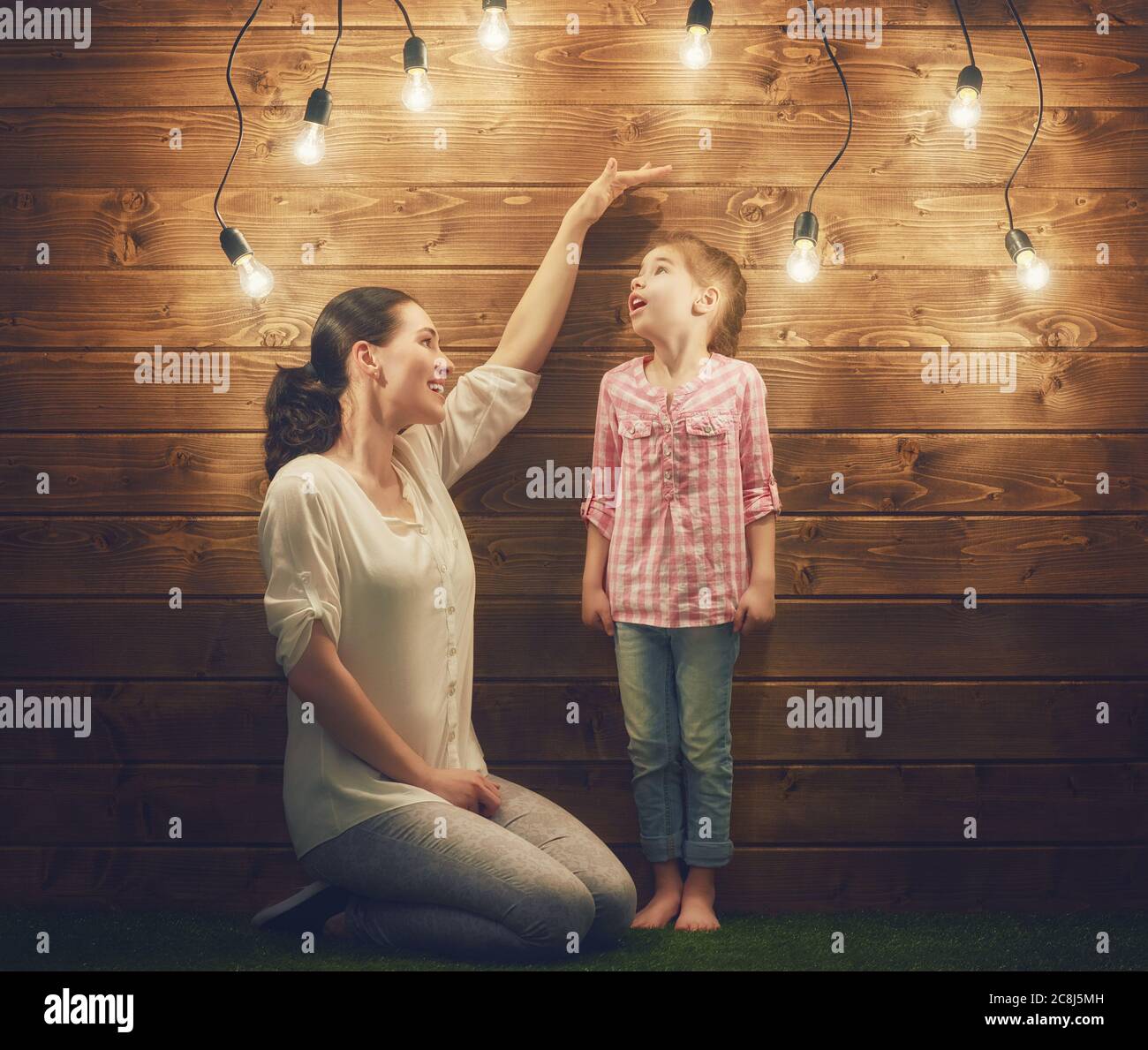 Tall daughter short mom hi-res stock photography and images - Alamy