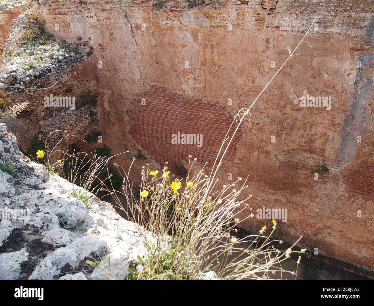 Part of Roman cistern, Aptera, Crete Stock Photo - Alamy