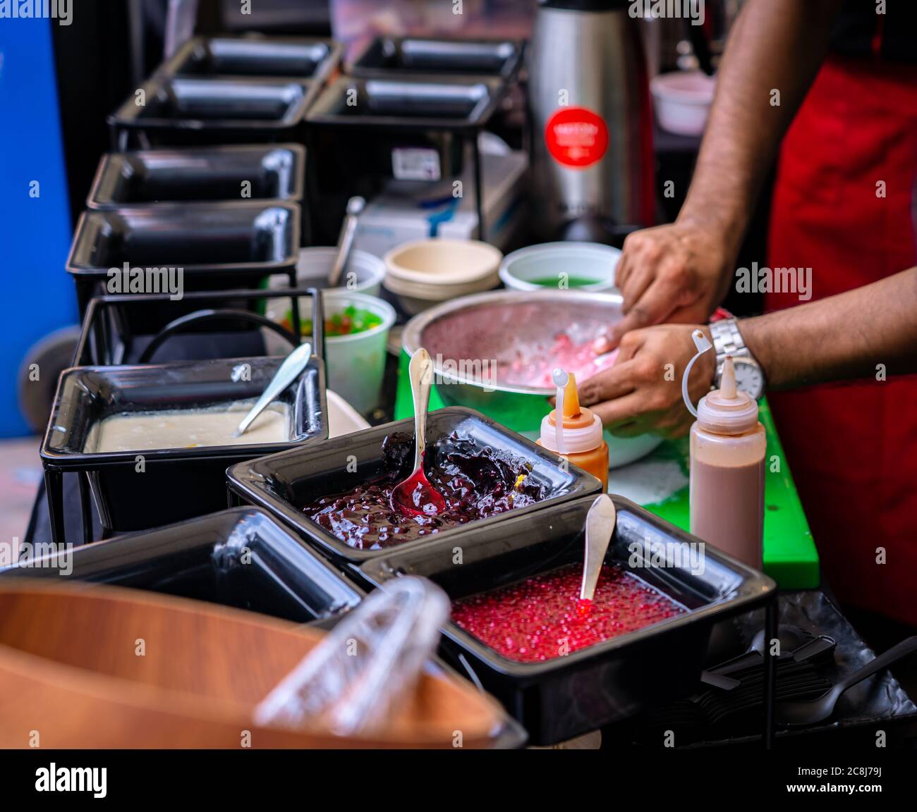 Ice cream toppings hi-res stock photography and images - Alamy