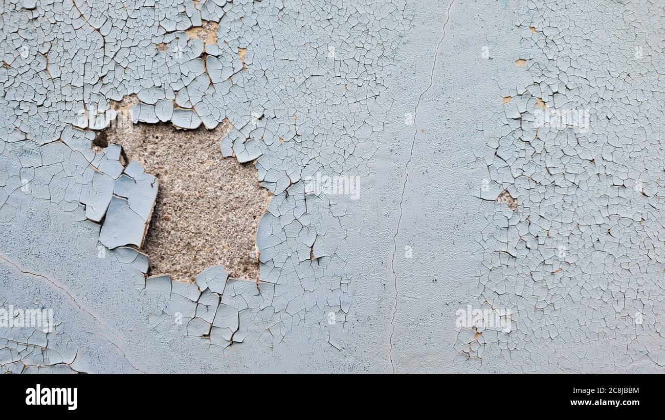 Dilapidated wall with hole hi-res stock photography and images - Alamy