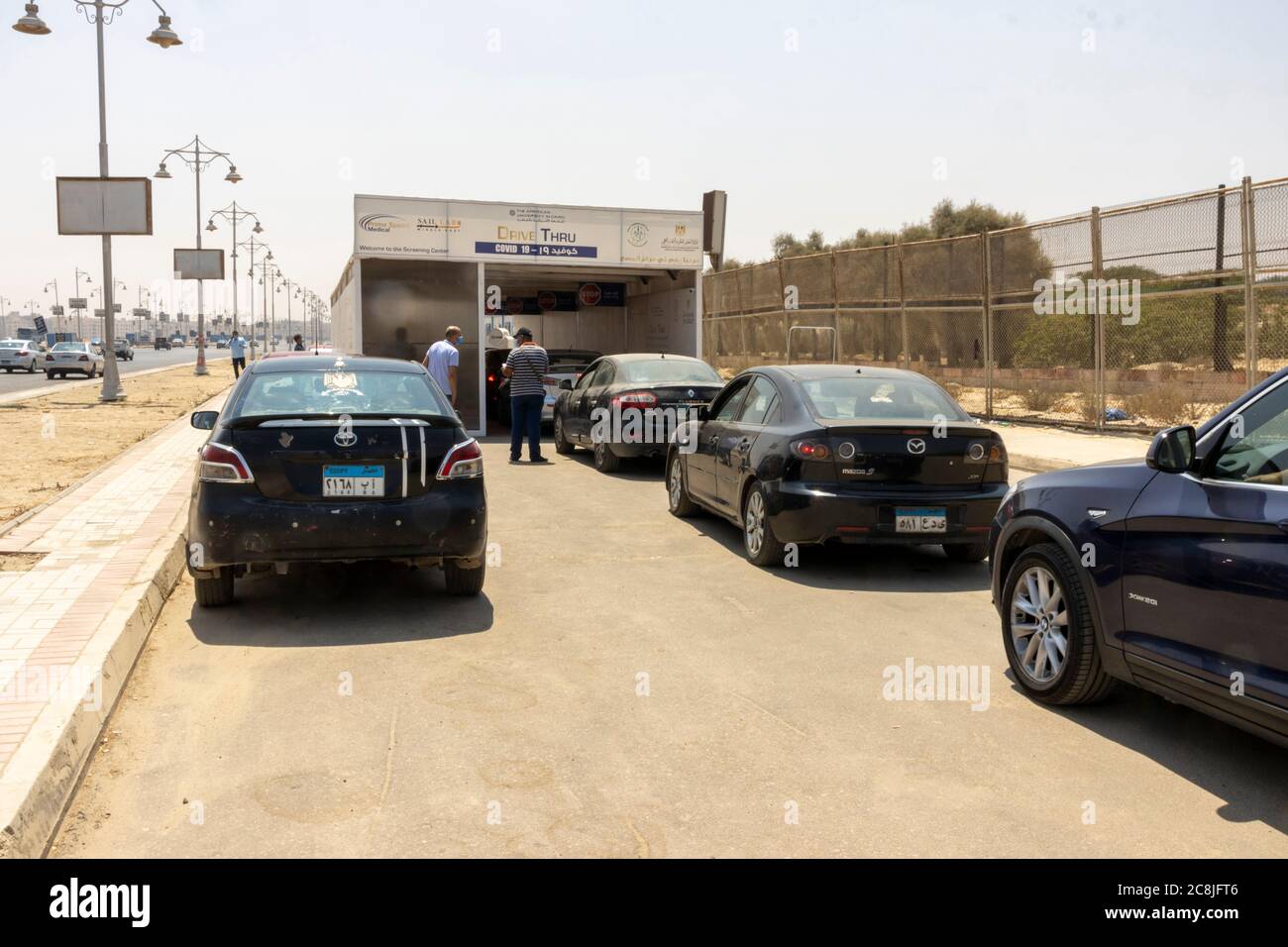 Drive thru covid 19 test hi-res stock photography and images - Alamy