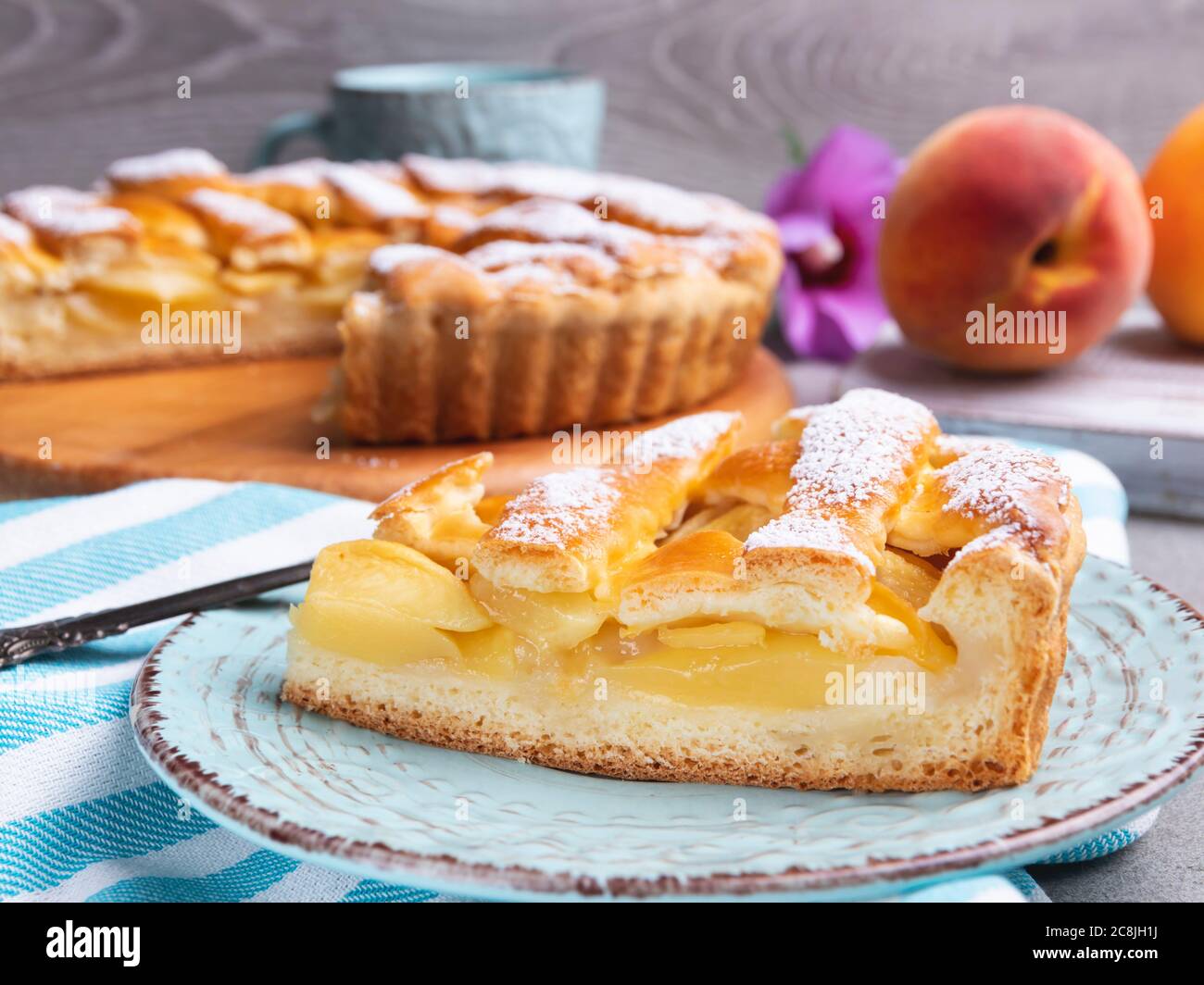 Rustic homemade peach pie, close up Stock Photo - Alamy