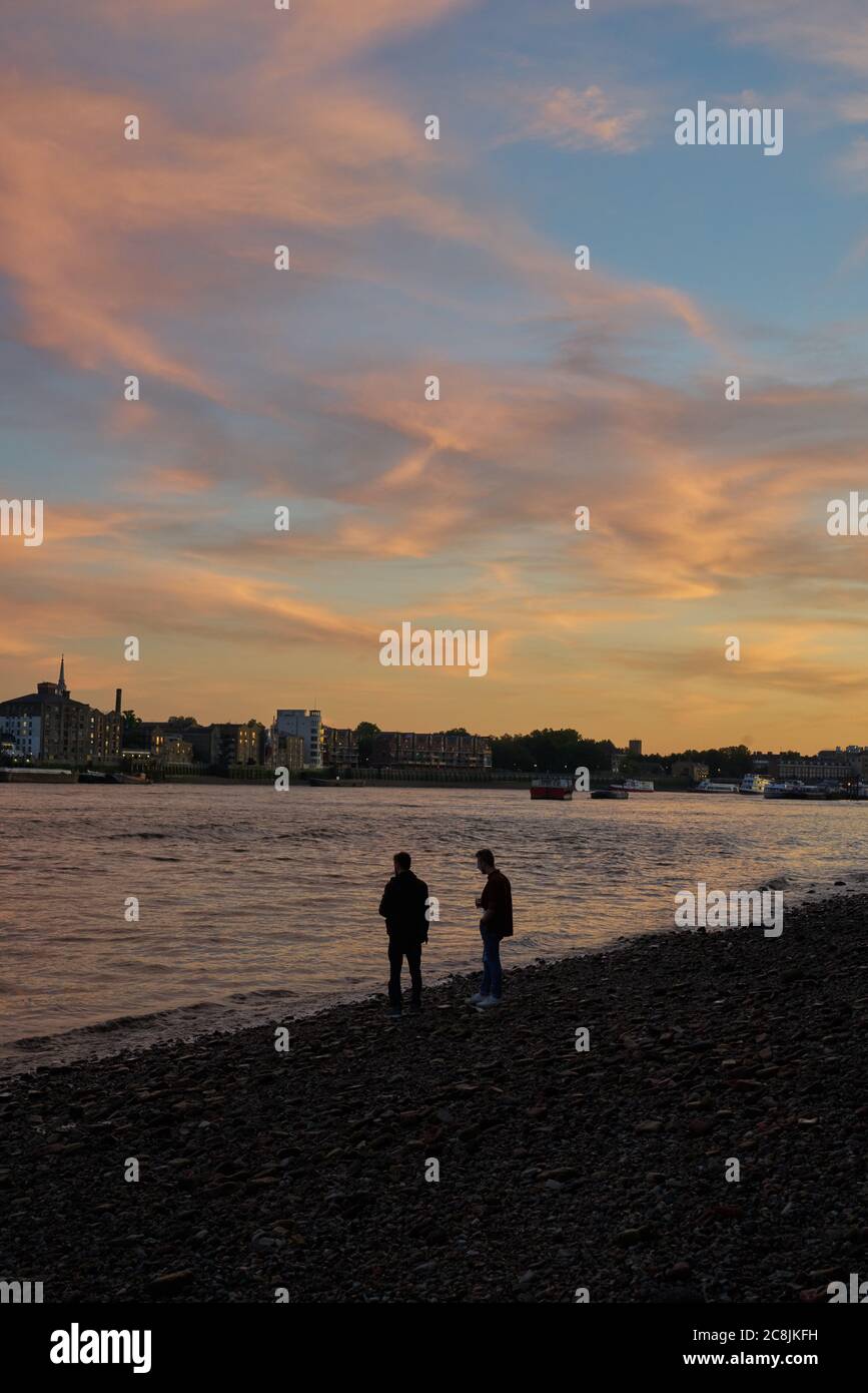 river thames sunset Stock Photo - Alamy