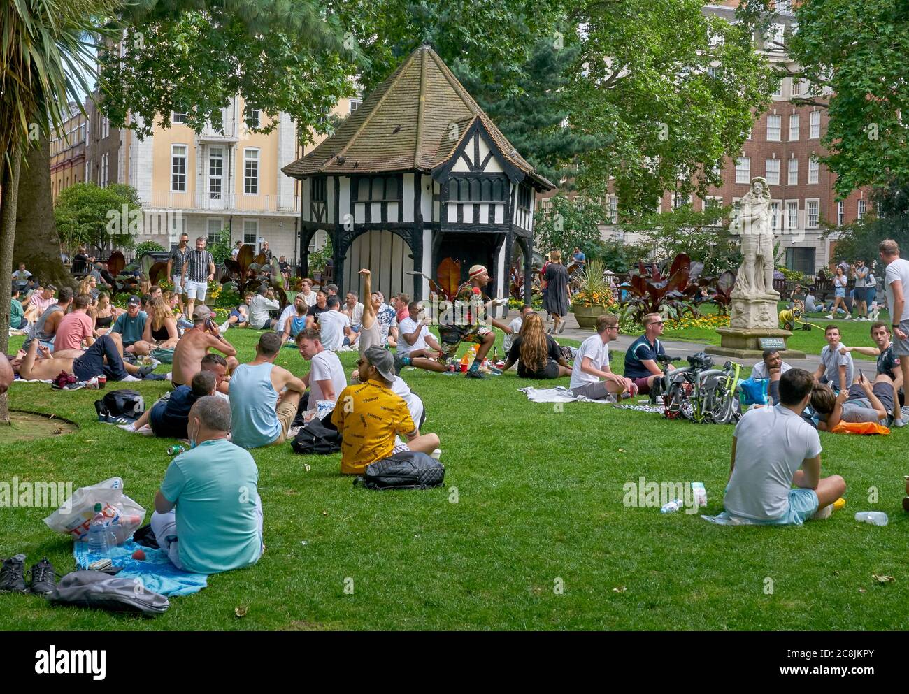 soho square london Stock Photo - Alamy