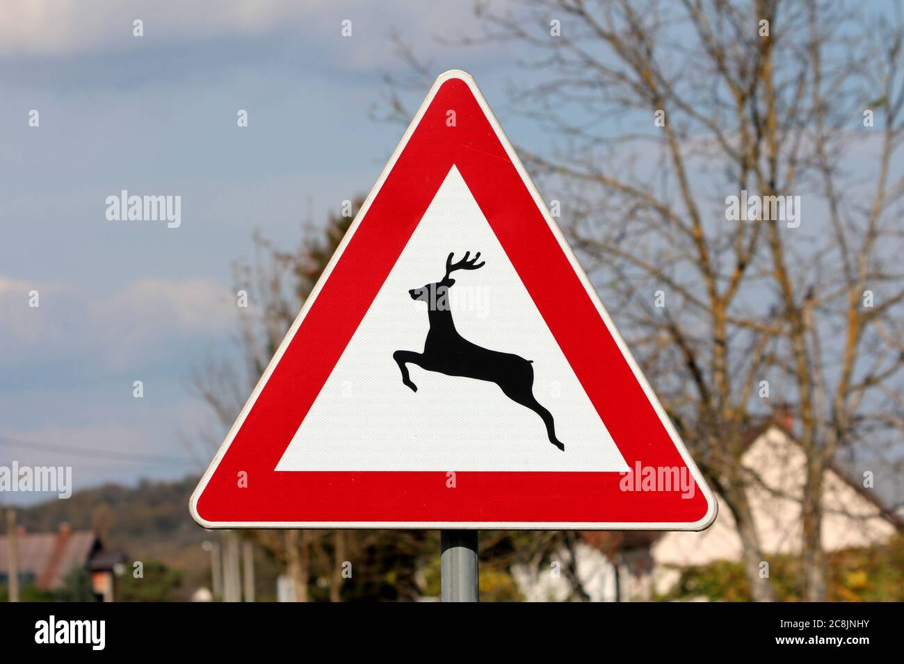 Pole mounted warning sign hi-res stock photography and images - Alamy