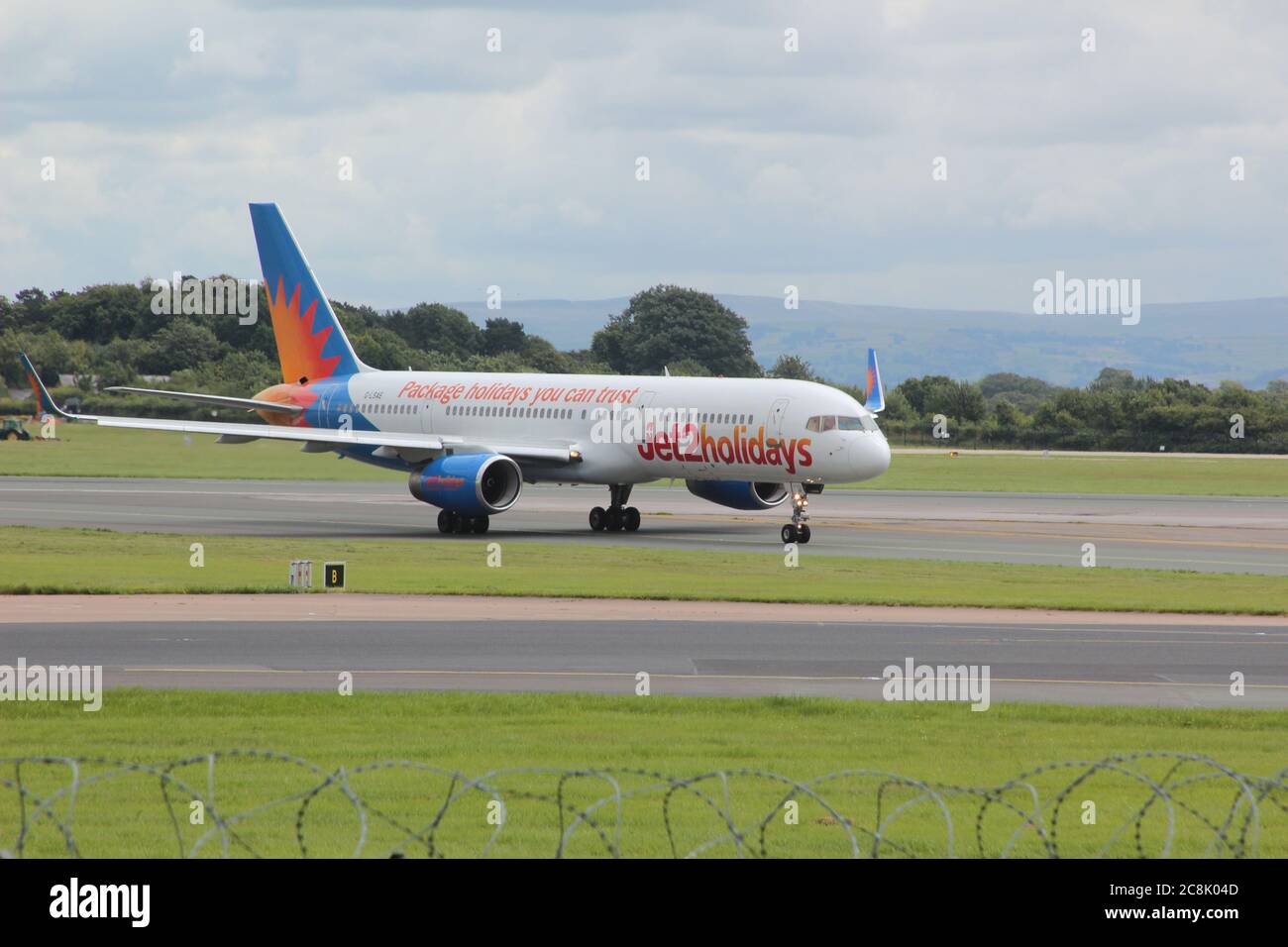 Jet 2 holiday Boeing 737 a Manchester airport Stock Photo - Alamy