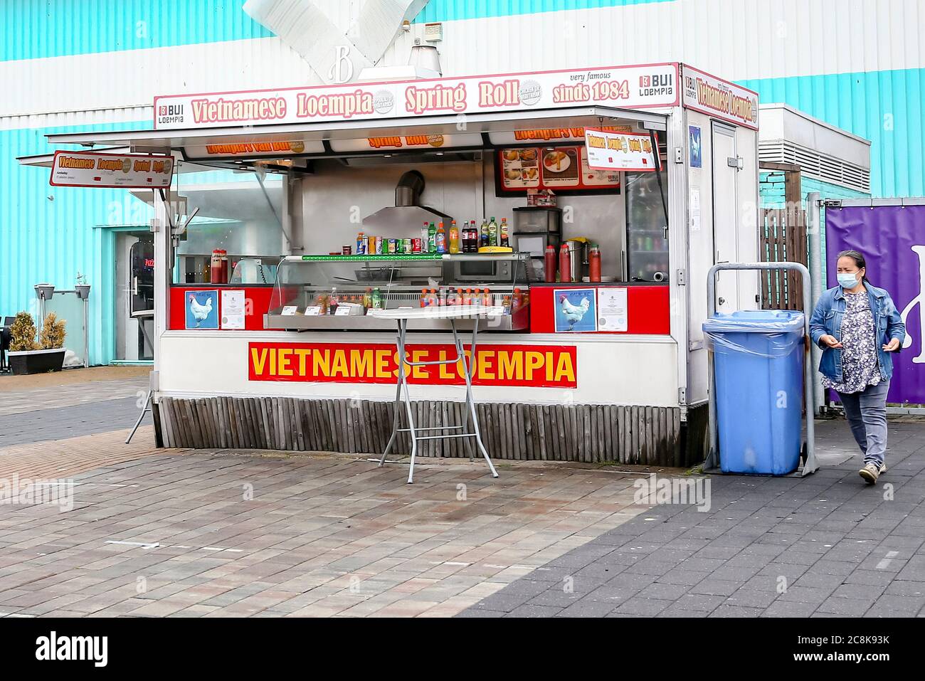 Bazaar beverwijk loempiakraam hi-res stock photography and images - Alamy
