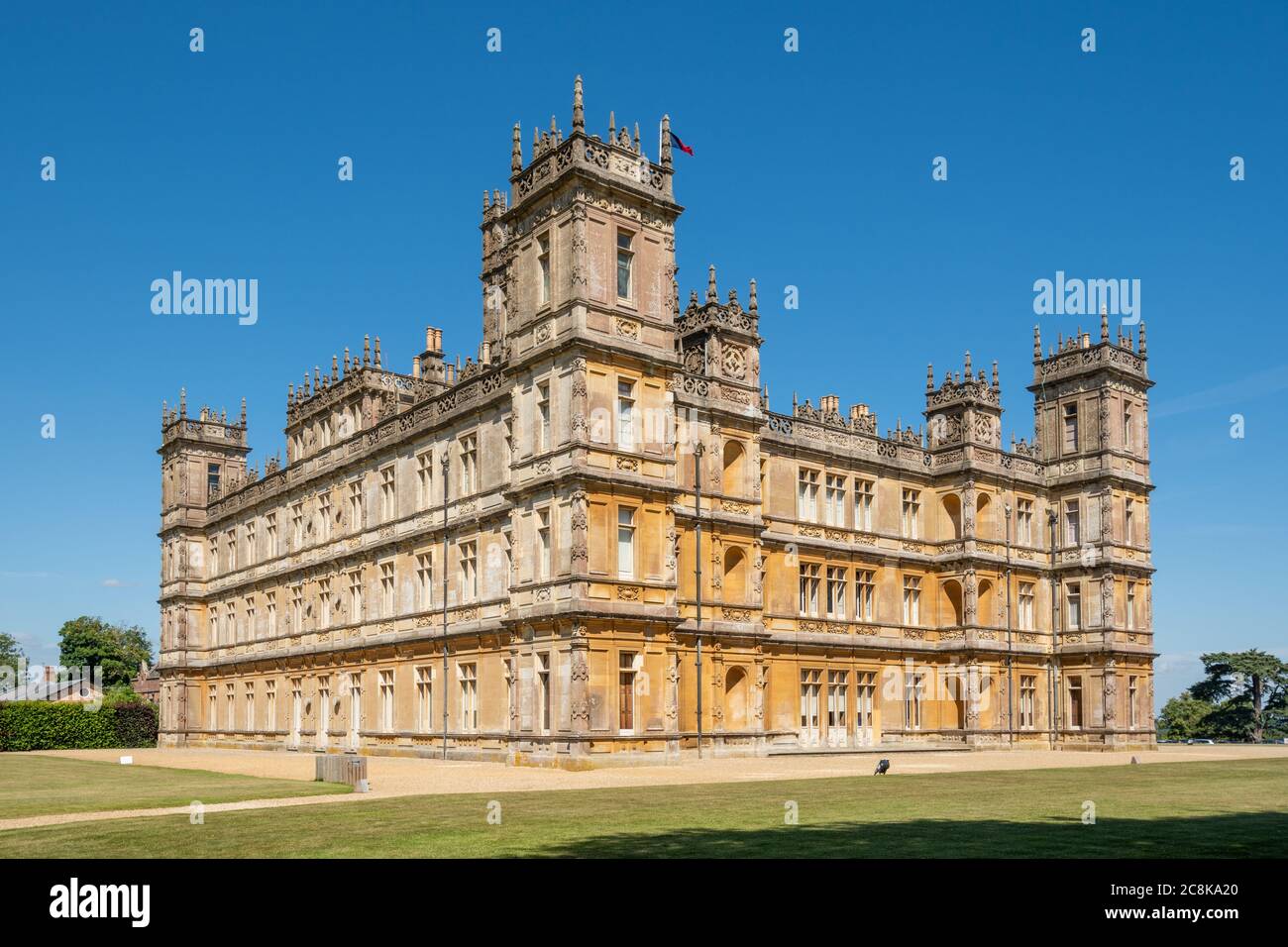 Highclere castle exterior hi-res stock photography and images - Alamy