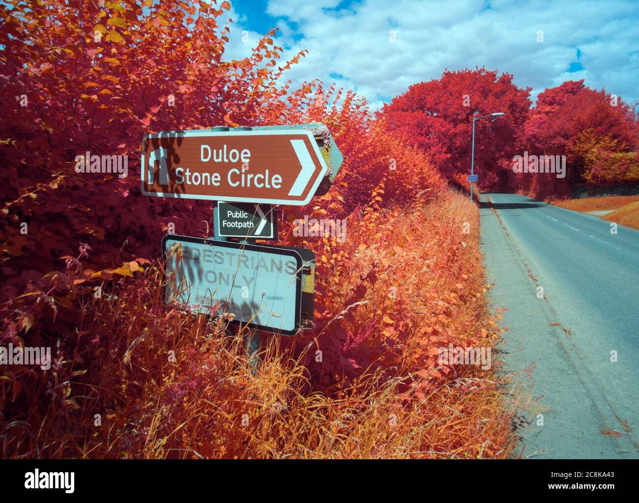 The Road Sign to Duloe Stone Circle, Cornwall UK Stock Photo - Alamy