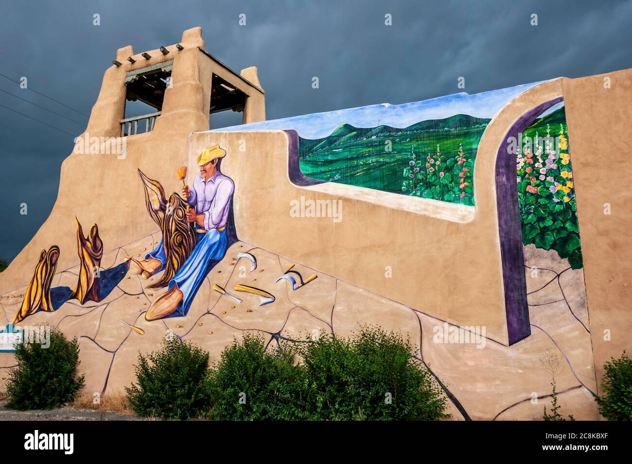 El santero mural hi-res stock photography and images - Alamy