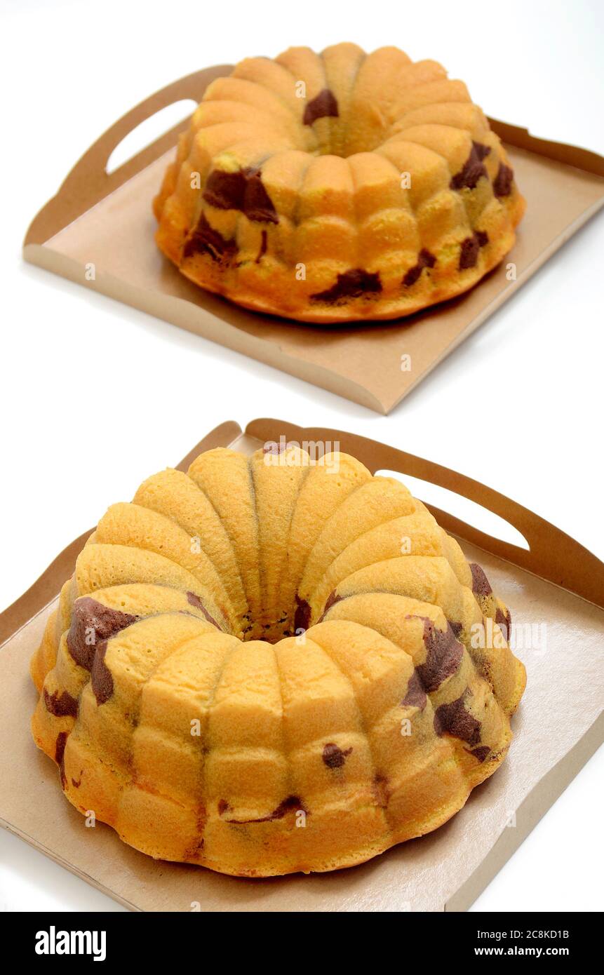 Marmer cake hi-res stock photography and images - Alamy