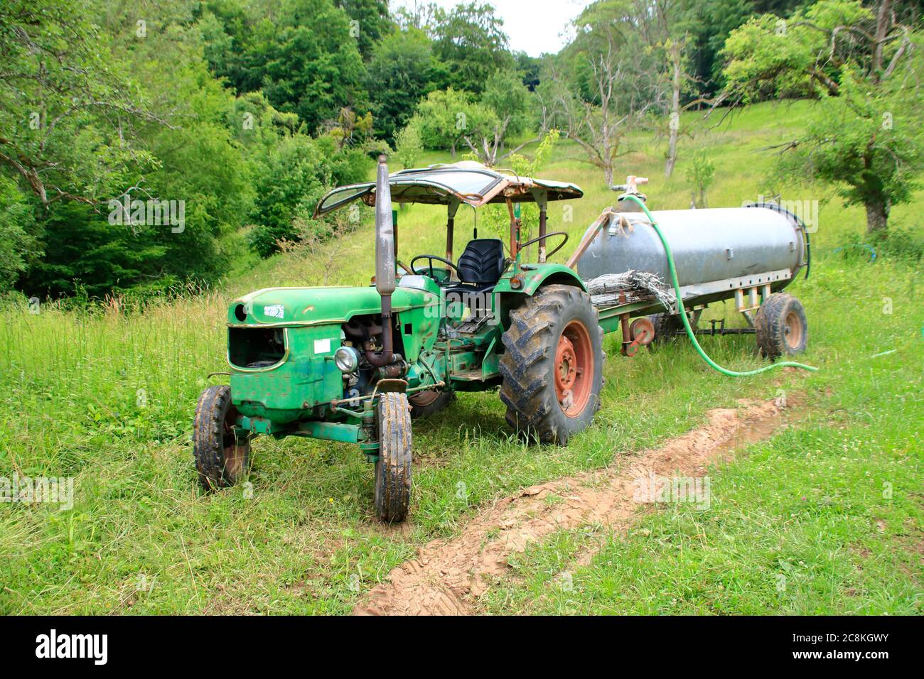 Water tank agricultural irrigation hi-res stock photography and images ...