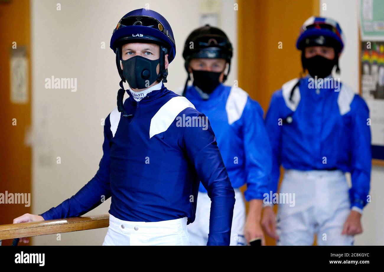 Mohawk king ascot racecourse hi-res stock photography and images - Alamy