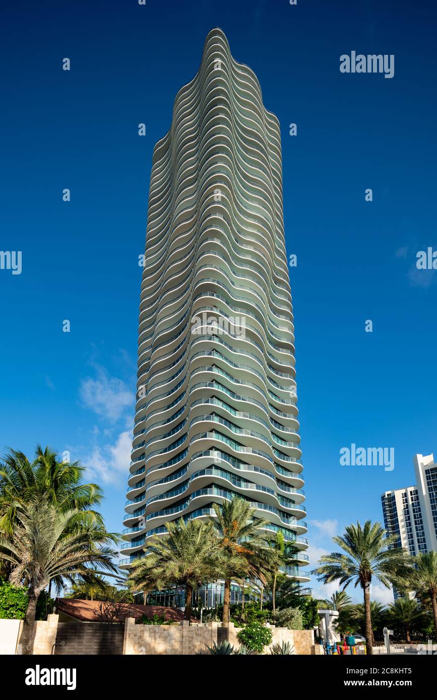Regalia condo tower florida hi-res stock photography and images - Alamy