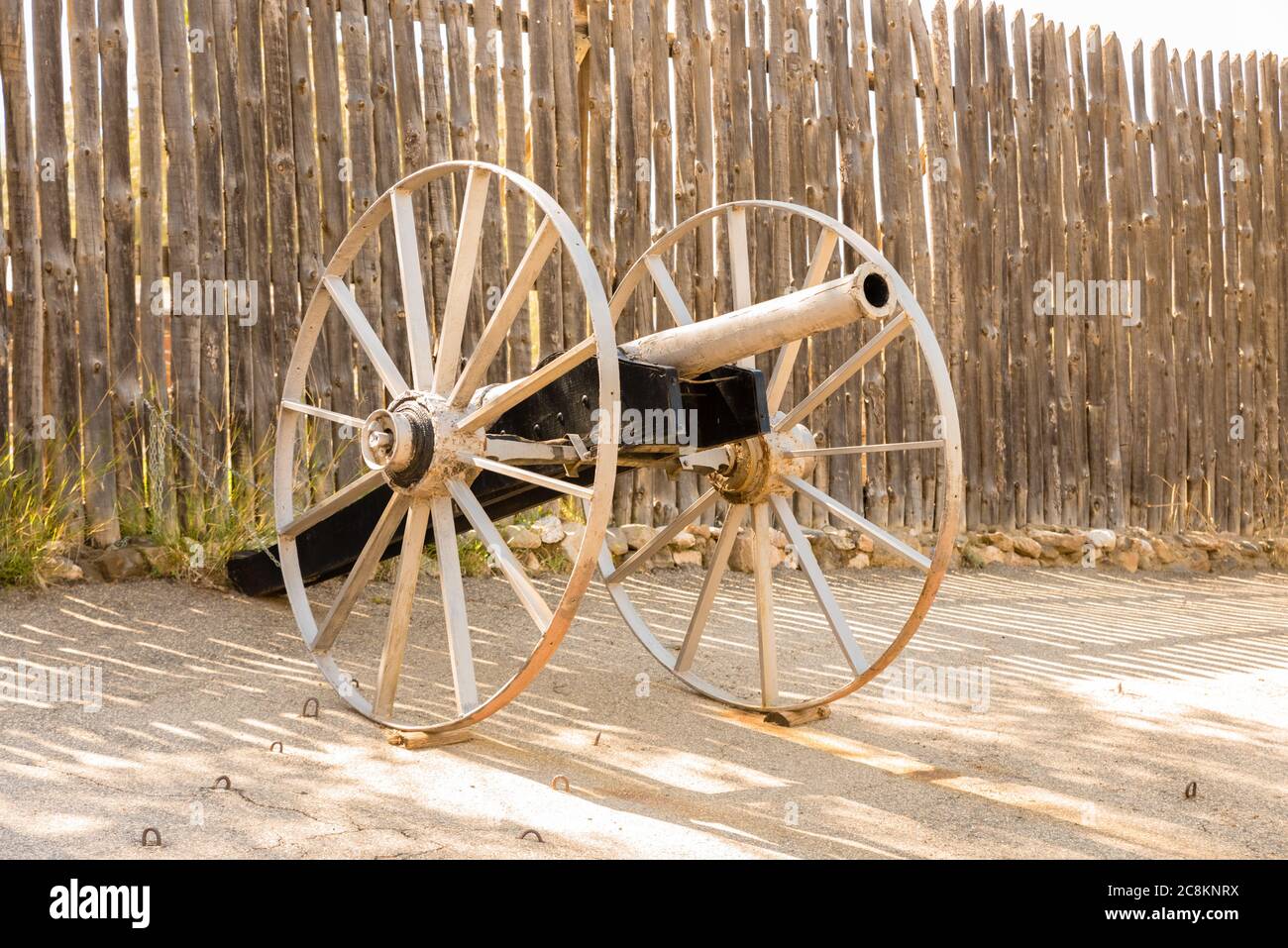 Historical wheel cannons hi-res stock photography and images - Alamy