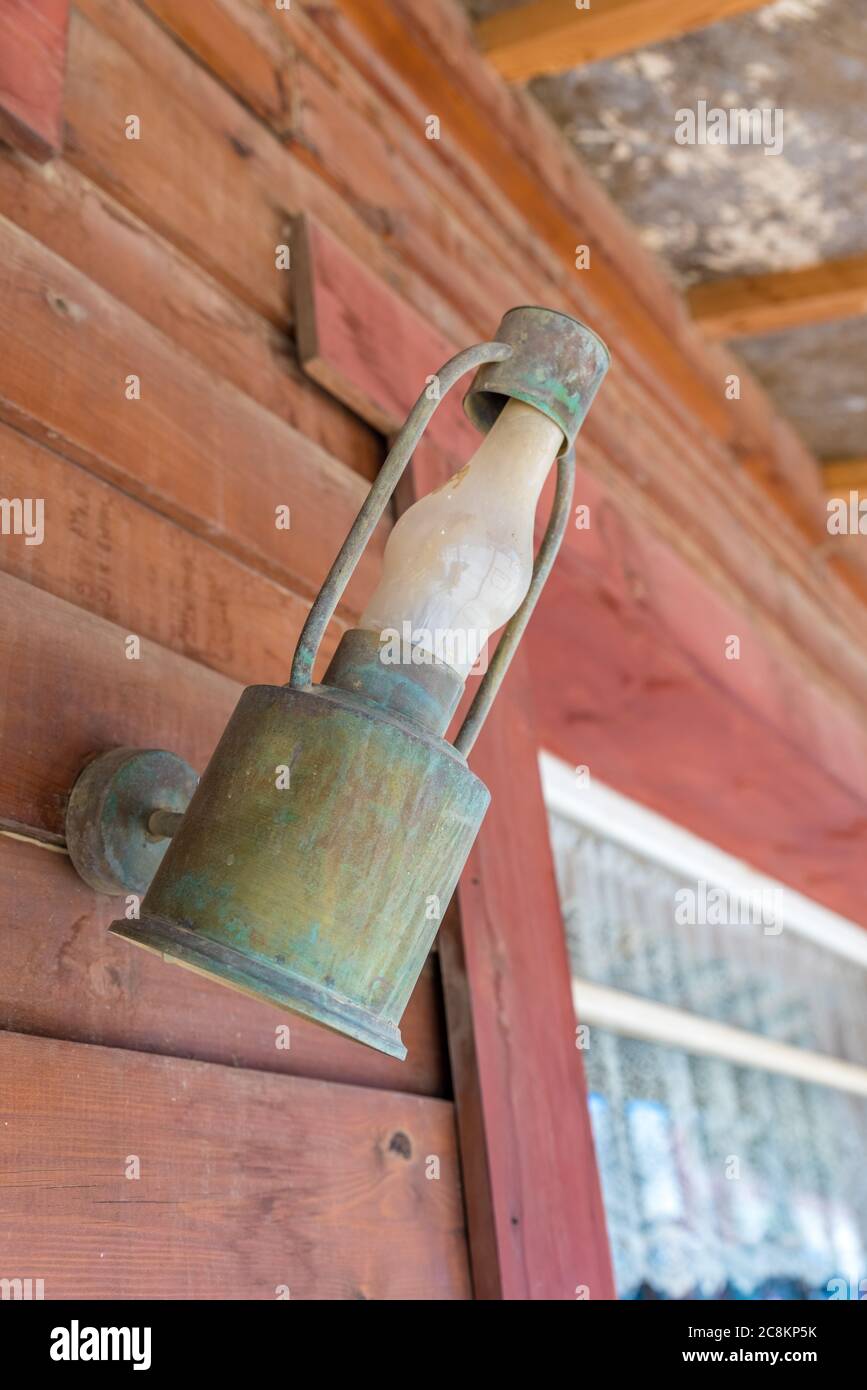 Vintage outdoor lamp hi-res stock photography and images - Alamy